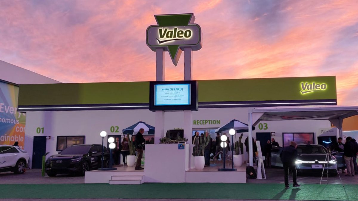 Valeo at the consumer electronics show | MULTICOLORE PROJECTS